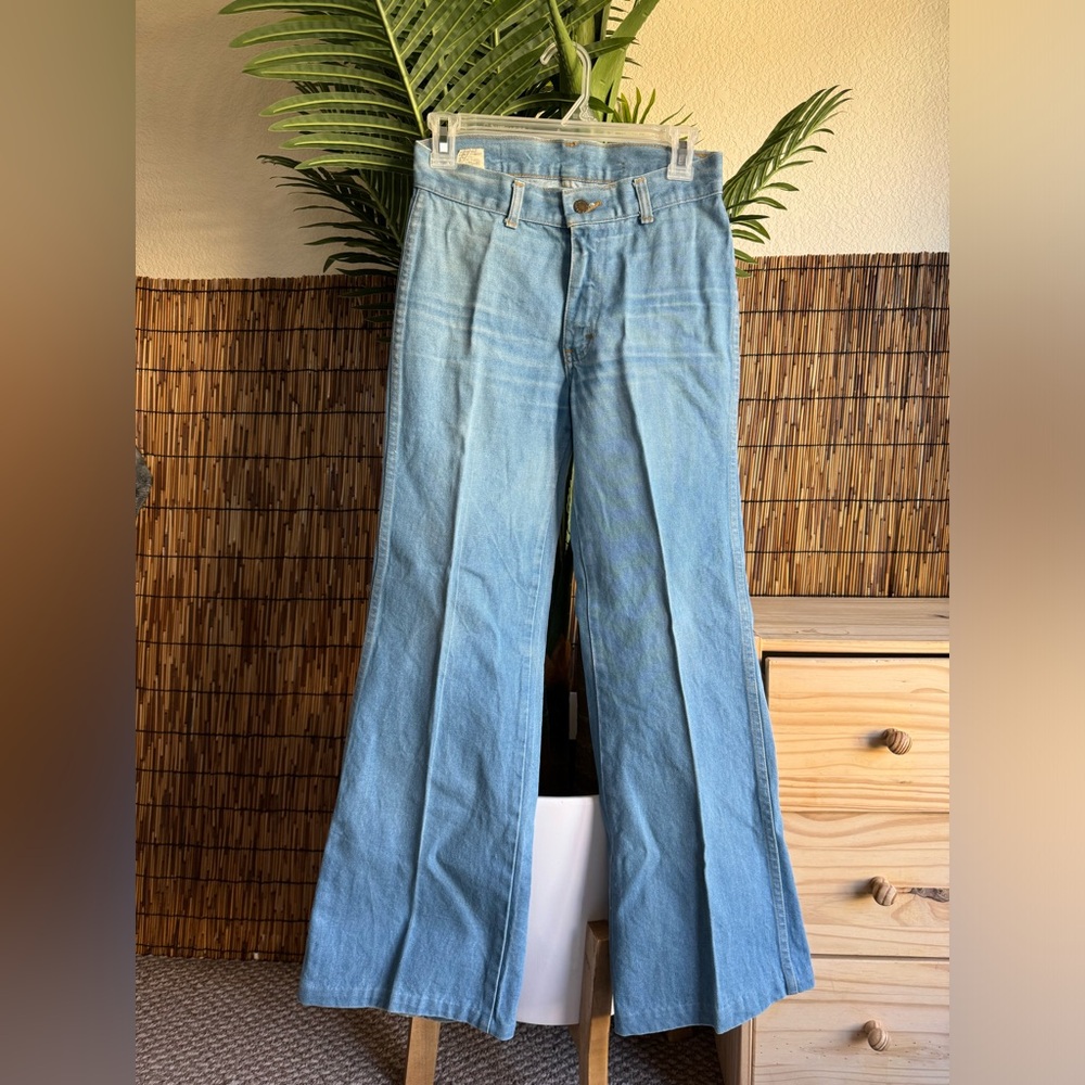 Vintage 70s Brittania High Rise Light Wash Flare Jean… - Gem